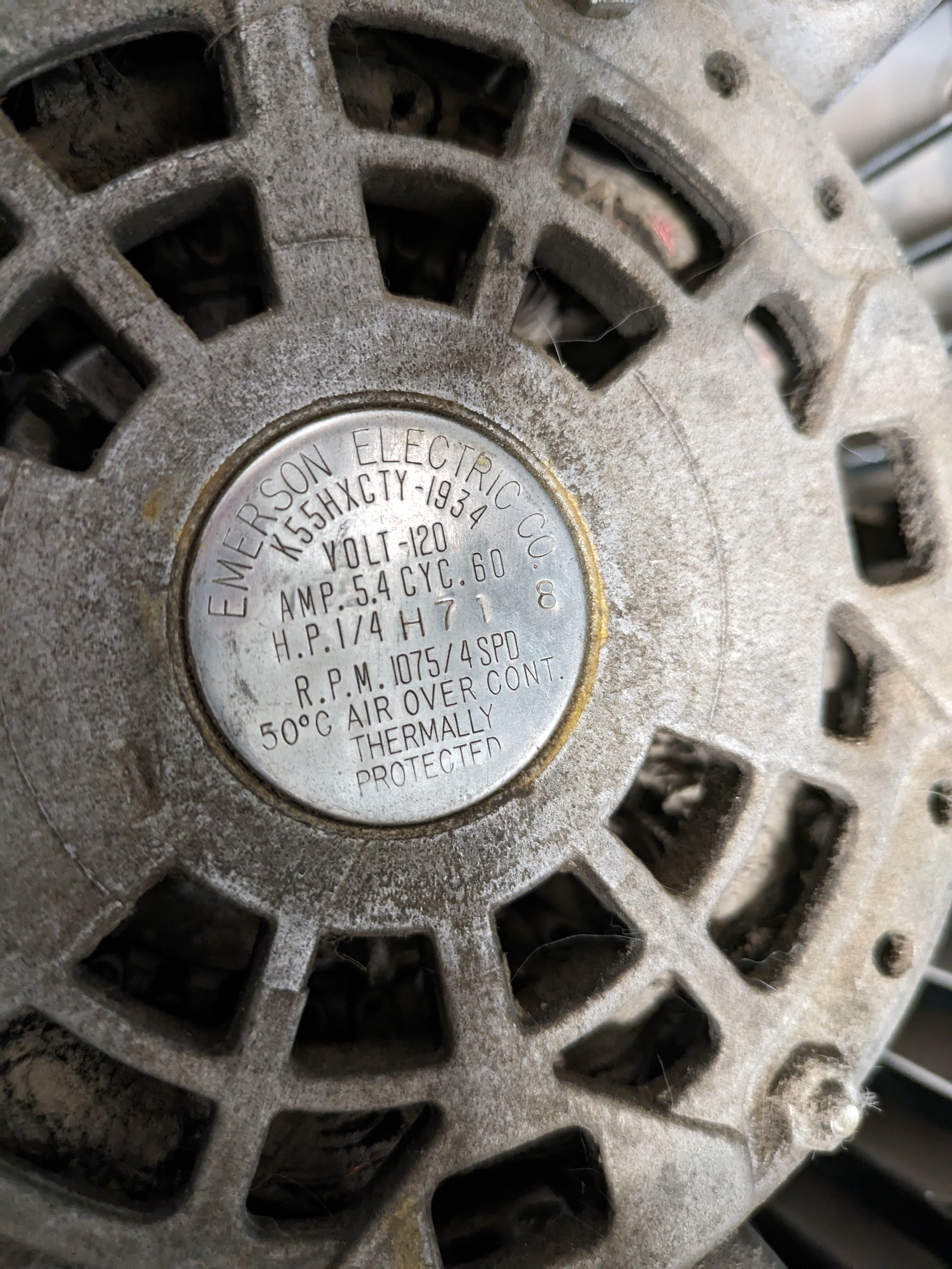 Need help identifying motor parts for ancient furnace. : r/hvacadvice